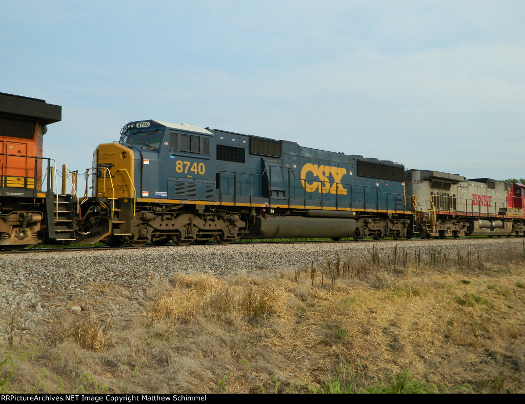 CSX 8740